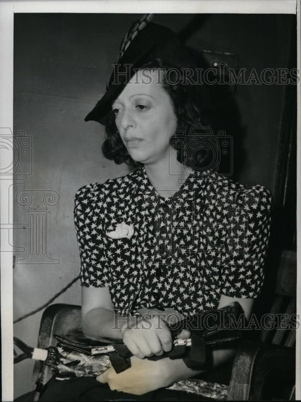 1940 Press Photo Edith Linder at police station after husband confesse ...
