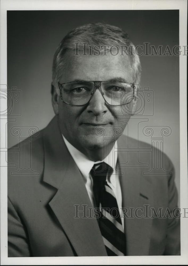 1993 Press Photo Dave Buckel, Dir Broadcast Services William Silverman ...