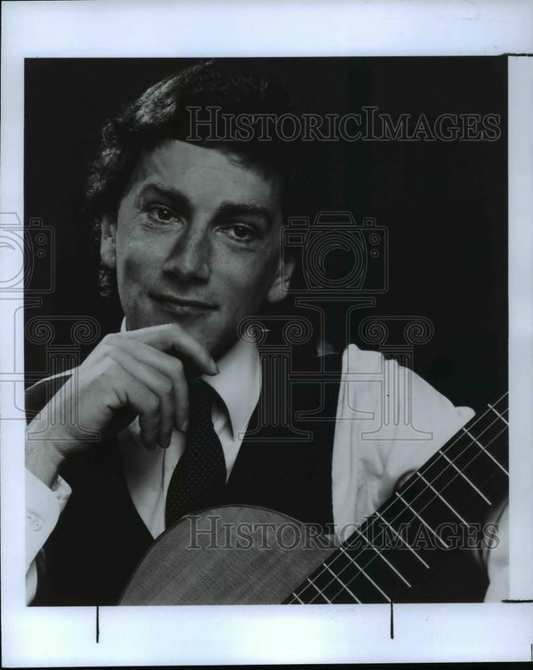 1988 Press Photo David Tanenbaum appearing at Cleveland Institute of M ...