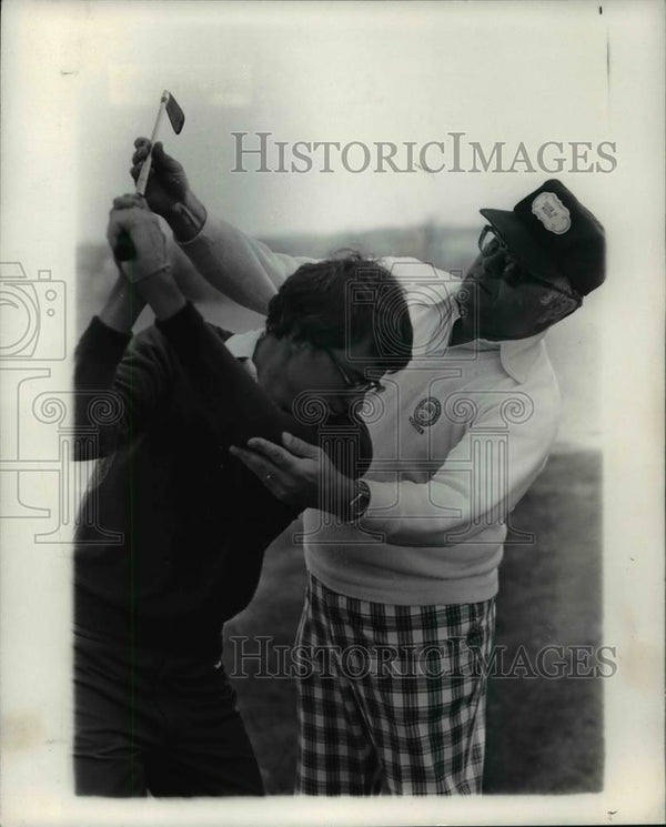 Press Photo Wooster Golf Coach Bob Nye & Son Scott - cvb69802 ...