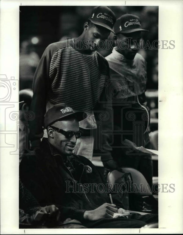 1990 Press Photo Former Cavs' player Ron Harper with Phil Hubbard - cv ...