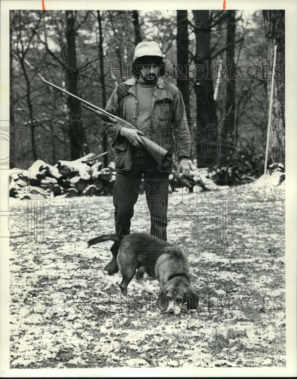 1979 Press Photo Mark Bonfiglio & dog Duke - cvb72610 - Historic Images