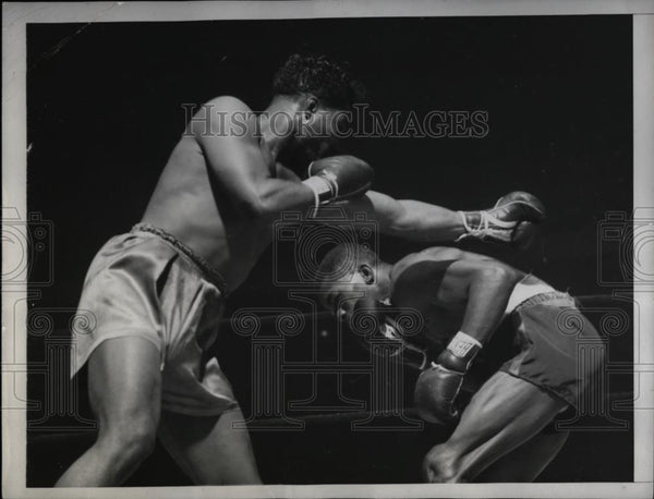 Boxers Mile Williams and Willie Joyce at Madison Square Garden 1945 ...