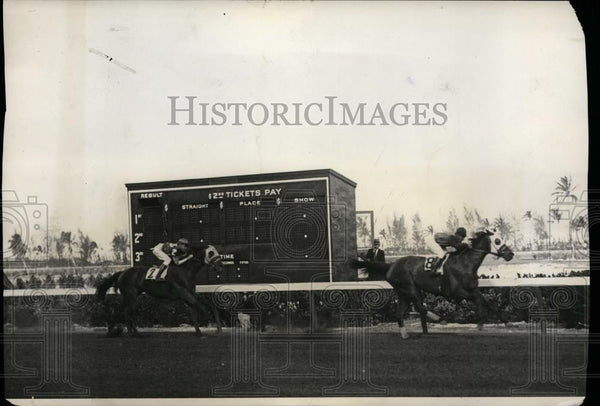 Single Star wins fourth race at Hialeah Park in Miami, FL 1932 Vintage ...