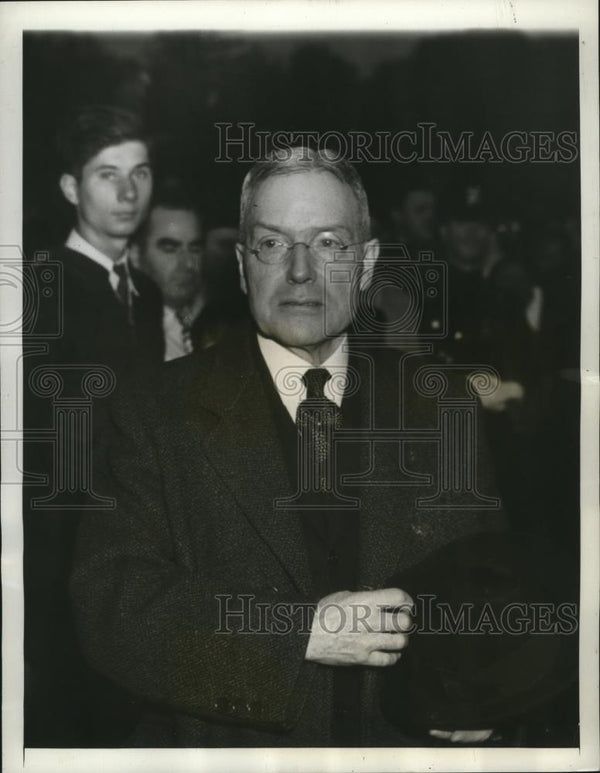 1937 Press Photo John Rockefeller II accompanied his father's body to ...