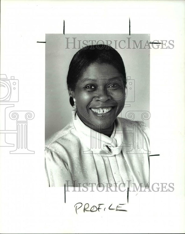 1989 Press Photo Marian Pledger displays her sweetest smile - cva38885 ...