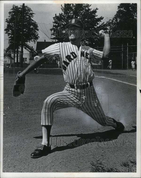 1971 Press Photo Buddy Schultz- Gardner's pitcher - cvb77337 - Historic ...
