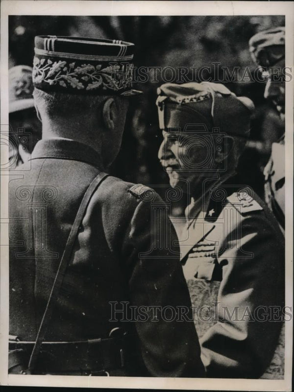 1936 Press Photo King Victor Emmanuel of Italy & Military attaches - n ...