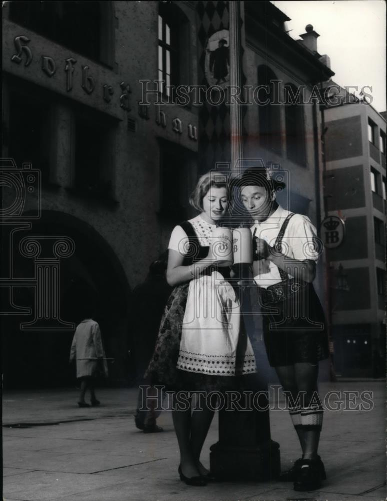 Kollmansberger Yodeling Duo, Munich, Germany to Appear in Rome 1966 ...