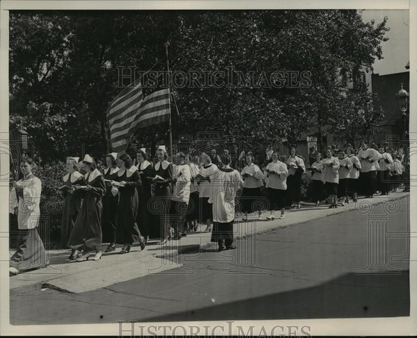 1938 Press Photo New York Trinity Sunday procession at Welfare Island ...