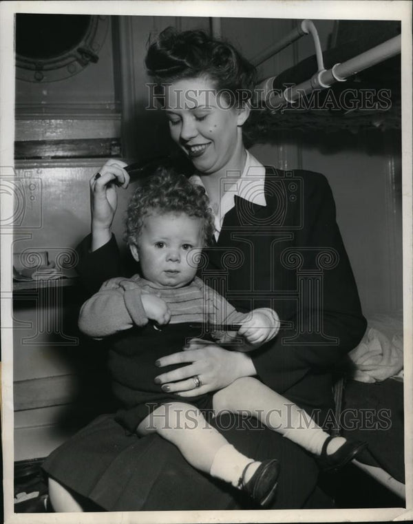 1946 Press Photo New York Betty K. Little Prepares Son for U.S. Debut ...