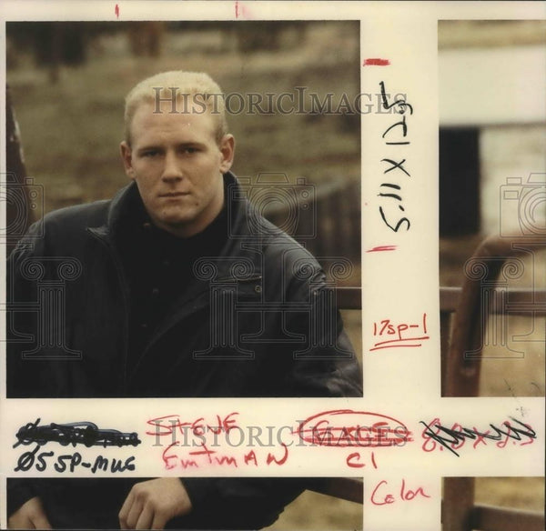 1993 Press Photo Indianapolis Colts football player, Steve Emtman - sp ...