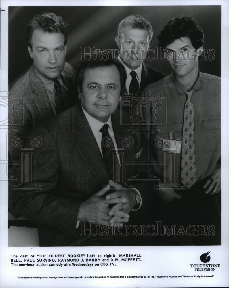 1987 Press Photo Marshall Bell, Paul Sorvino and cast of The Oldest Ro ...