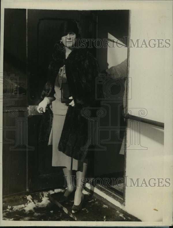 1928 Press Photo New York Edna Thomas Singer aboard S.S. Geo Washingto ...