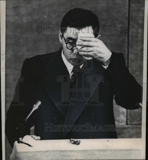 1951 Press Photo Andrei Gromyko Wipes His Brow During The Conference ...