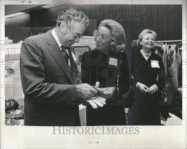 1973 Press Photo Jamison Williams Townsend Chrysler - Historic Images
