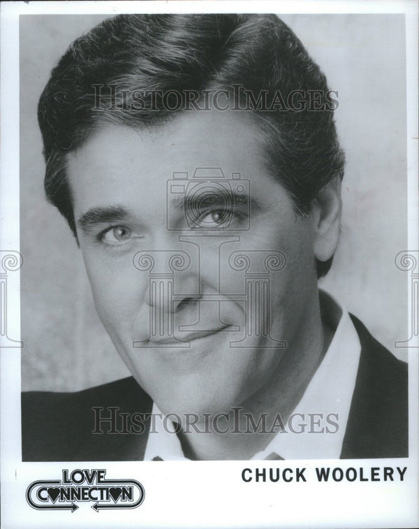 1985 Press Photo Chuck Woolery game show host scrabble - Historic Images