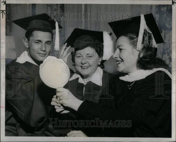 1948 Press Photo Adele Mondry Graduation - Historic Images