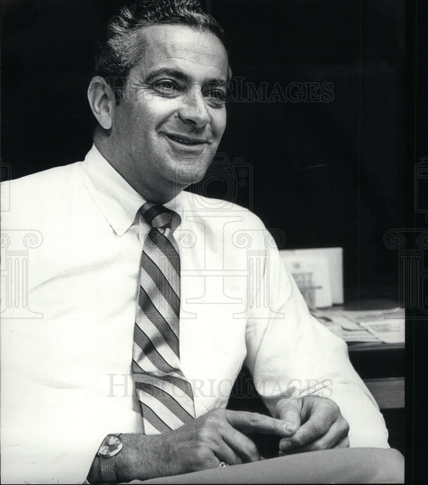 1982 Press Photo Philip B. Fischer - DFPD18371 - Historic Images