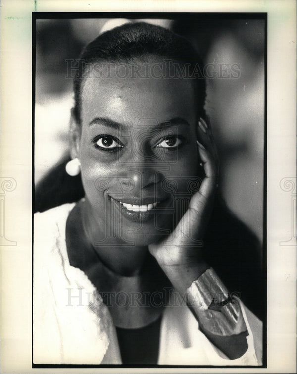 1987 Press Photo Naomi Ruth Sims African Businesswoman - Historic Images