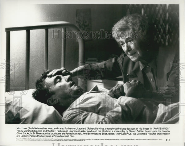 1990 Ruth Nelson, Robert De Niro "Awakenings" - Historic Images