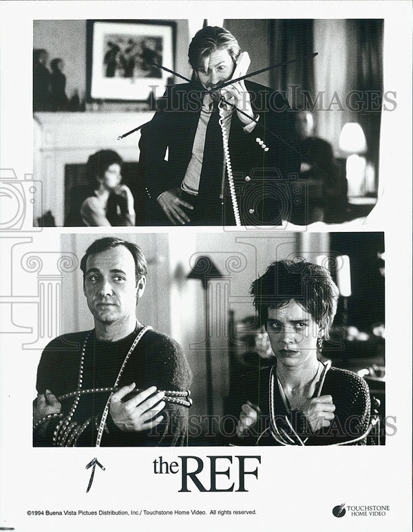 1994 Denis Leary & Judy Davis in "The Ref" - Historic Images