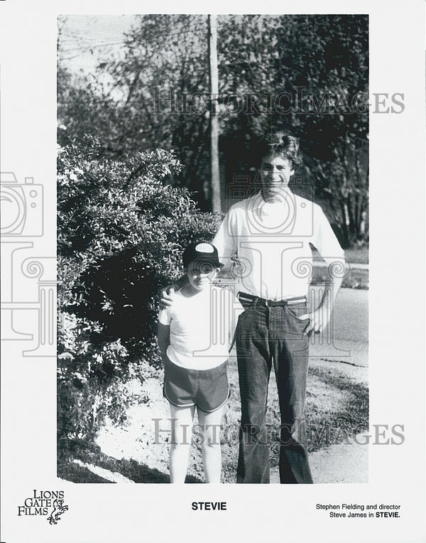 2002 Stephen Fielding & Director Steve James In Stevie - Historic Images