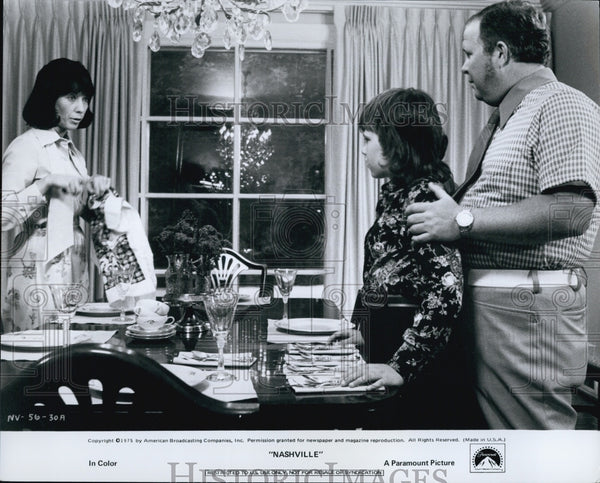 1975 Lily Tomlin, Donna Denton Ned Beatty In "Nashville" - DFPG87899 ...