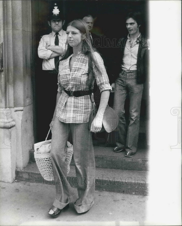 1975, Jane Stonehouse at courthouse for dad'srial - KSB00539 - Historic ...