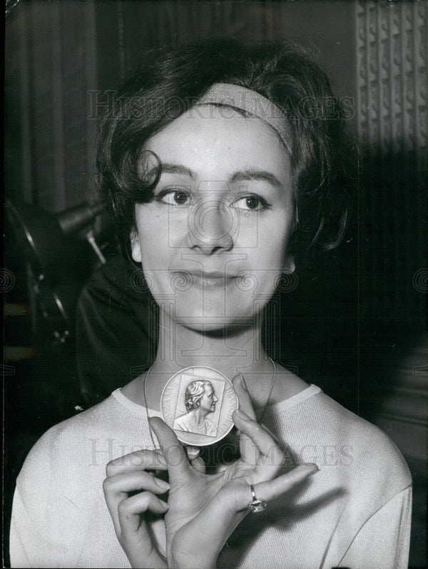 1961 Actress Renee-Marir Potet - Historic Images