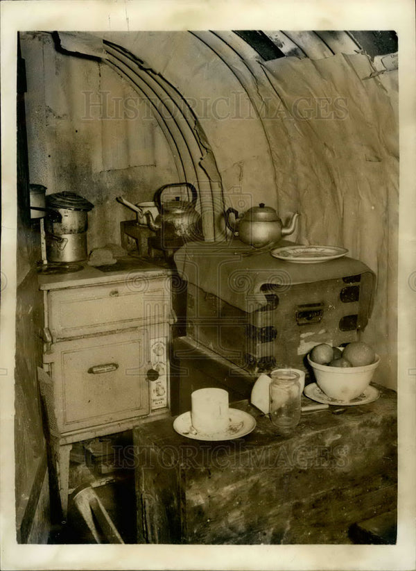 1957 Kitchen Cave Marjorie Jordan Held Prisoner London John Bridal ...