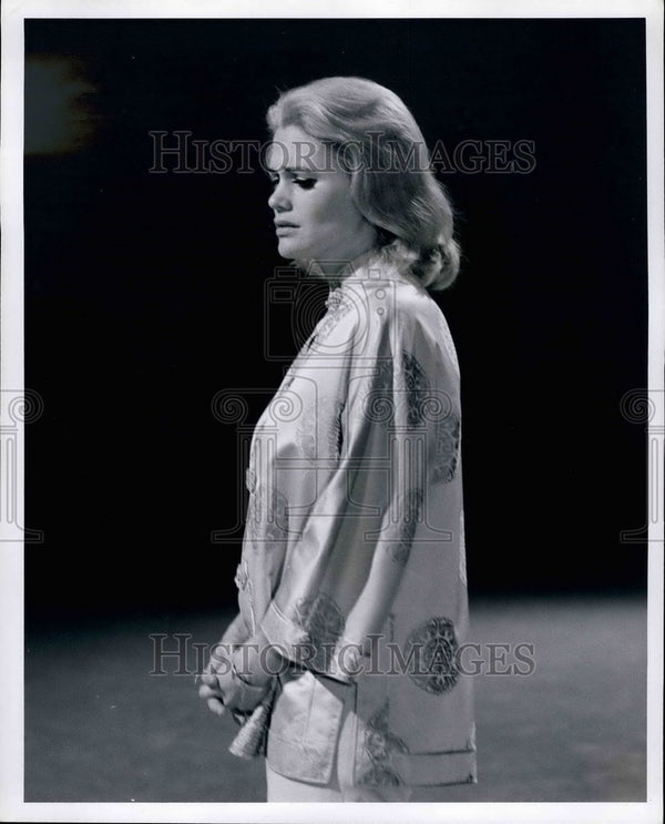Press Photo Singer Nancy Ames - Historic Images