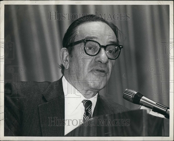 Press Photo Dr. Alan Greenspan,President Reagan's economic policy advi ...