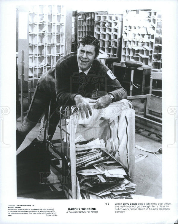 Hardly Working Jerry Lewis 1980 vintage promo photo print - Historic Images