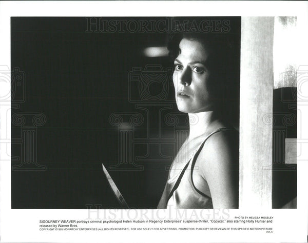 1995 Press Photo Sigourney Weaver Stars As Helen Hudson In "Copycat ...
