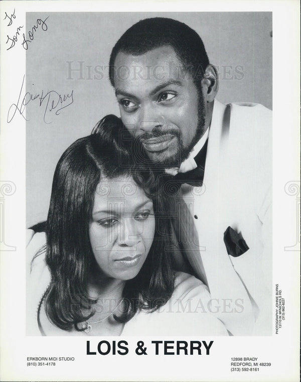 Press Photo Recording Artists Lois & Terry Signed Portrait To Tom ...