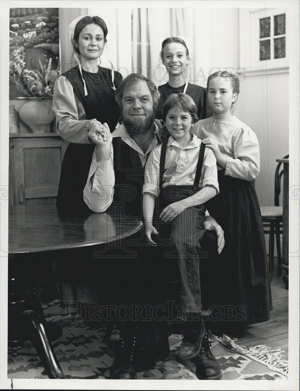 1988 Press Photo Merlin Olsen and cast of "Aaron's Way" - Historic Images