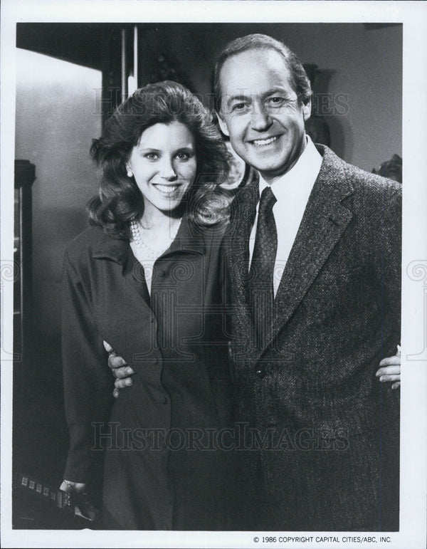 Claudia Lonow John Standing Arthur Hailey Hotel ABC 1987 vintage promo ...