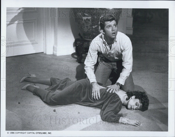Emma Samms and Maxwell Caulfield actors on The Colby's 1987 vintage ...