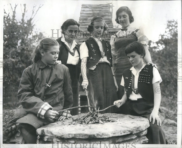 1957 Jo Ann Nichol Milburn P.Akers - RRR26601 - Historic Images