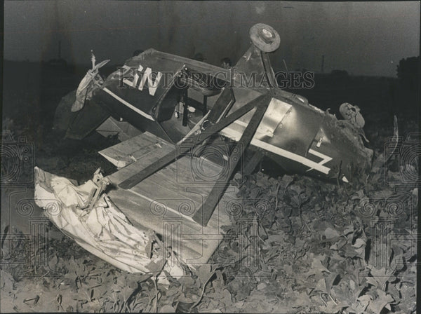 1973 Airplane Crash - Historic Images