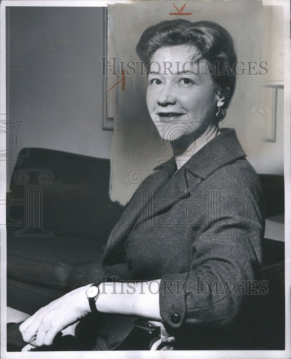 1960 Dody Goodman Pose Off-Broadway - Historic Images