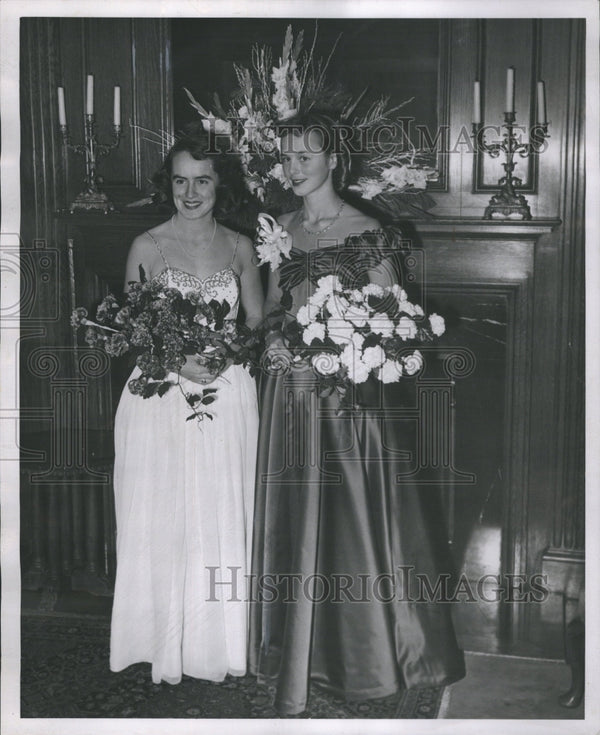 1946 Sally Whitehead - Historic Images