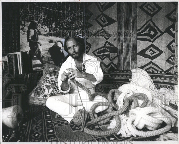 1973 Ron Goodman Crochcting Link Harper - Historic Images