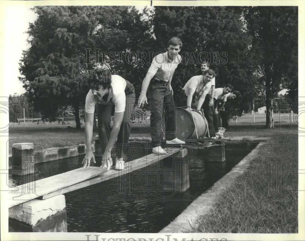 1986 FBI Agents Training Academy Excercises - Historic Images