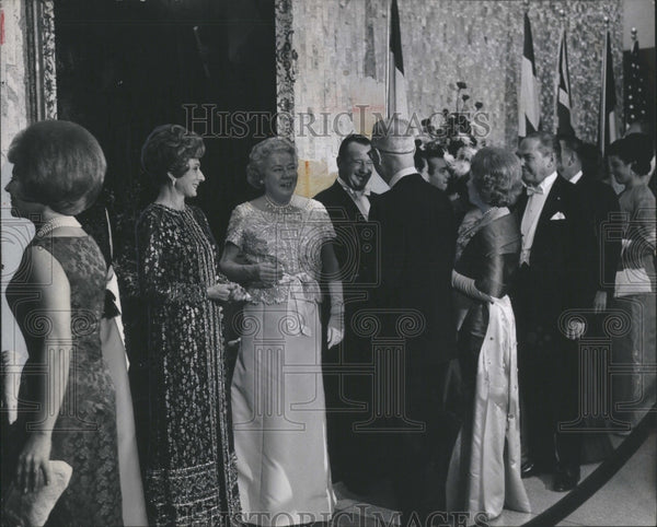 1990 Edith McNaughton Ford Henry Ford Hospi - Historic Images