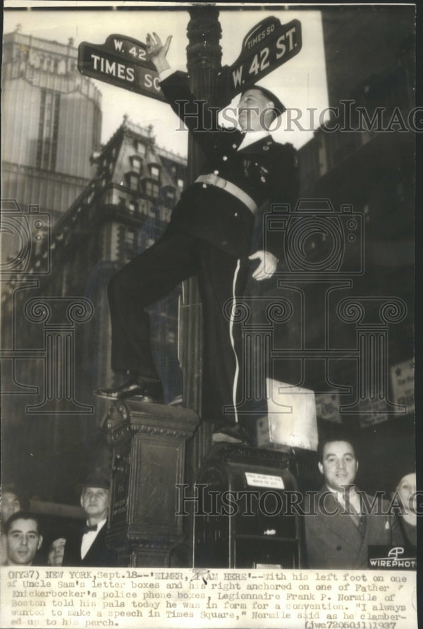 1937 Legionnaire Frank Normile Gives Speech - Historic Images