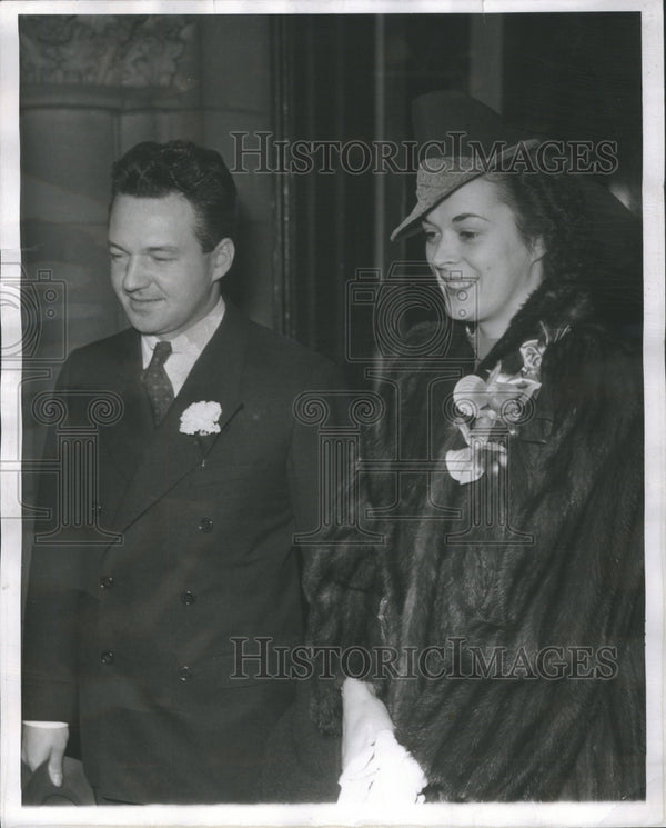1939 Allen Ranson Wife Paul Jesuit Church - Historic Images