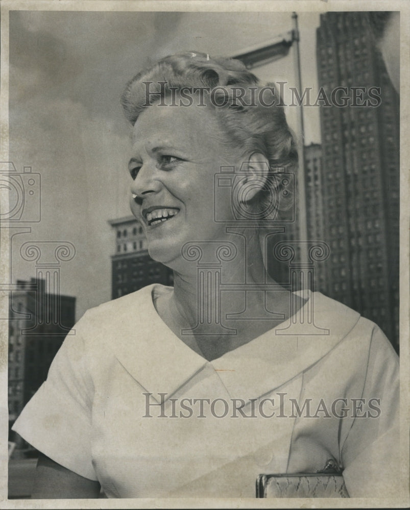 1959 Mrs Geraldine Radle Driving Winner - Historic Images