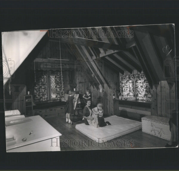 1951 Chas H Percy Home - Historic Images